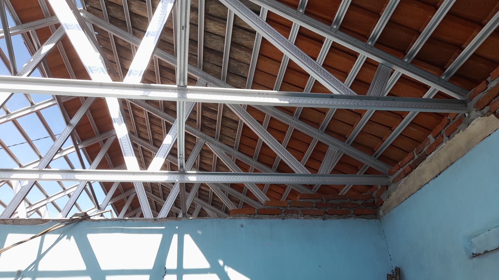 Atap Genteng Galvalum - Jasa Bangun dan Renovasi Rumah